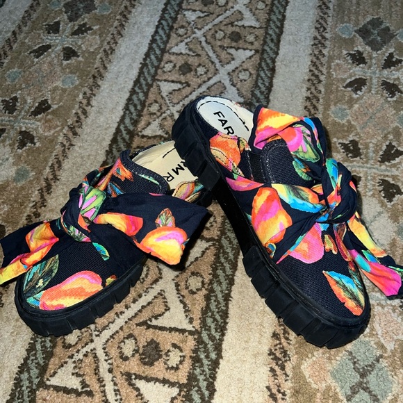 FARM Rio | Shoes | New Farm Rio Lug Sole Slip Ons Slides Tropical Bow ...